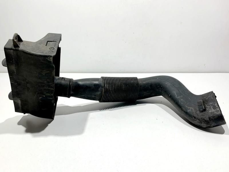 Furtun difuzor captare aer Volkswagen Polo 5 6R 1T0805971 Mihoveni • OLX.ro