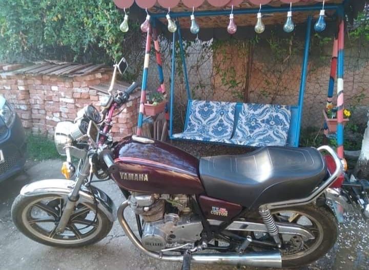 Yamaha xs 400, înmatriculat Sag • OLX.ro