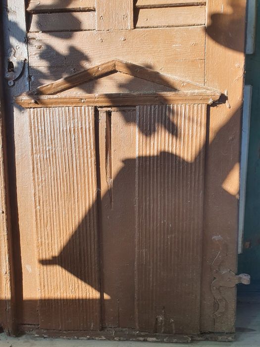 1.Usa 2.Poarta)veche din lemn masiv Cluj-Napoca • OLX.ro