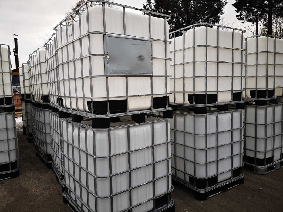Rezervoare IBC ( recipient cub, bazin, bidon) Lipova • OLX.ro