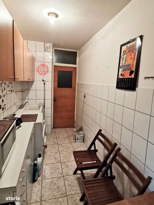 SE VINDE garsoniera mare si decomandata, in BUCURESTI, Mall Vitan ...