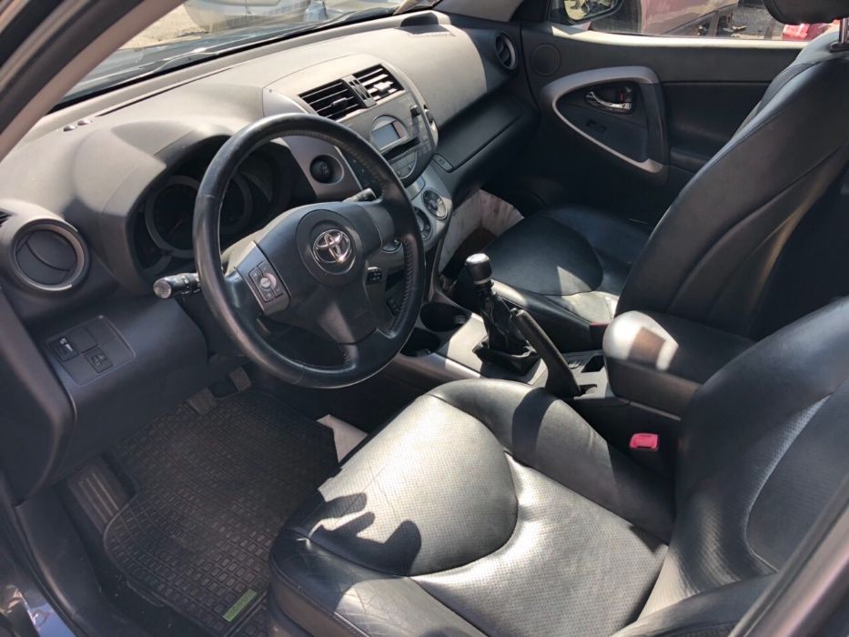 Toyota RAV4 2.2 D-CAT / тойота рав 4 2.2 НА ЧАСТИ гр. Перник Хумни дол ...
