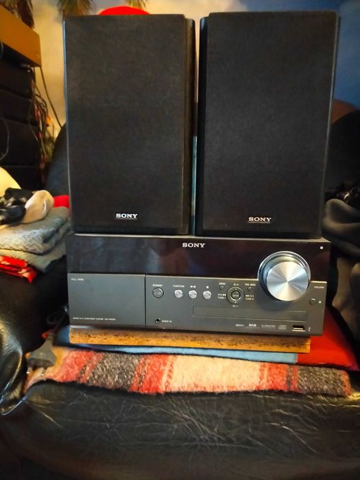 Sistem ” SONY cu Boxe originale ”optional Telecomanda. Bucuresti ...