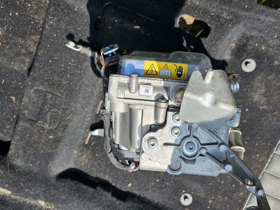 Invertor convertizor mercedes w213 w205 nou A2139003333 hybrid ...