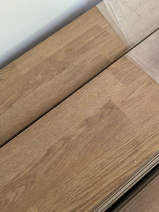 Parchet laminat second hand Ordoreanu • OLX.ro