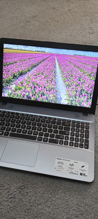 Vând Laptop ASUS nou-nouț Dosu Bricii • OLX.ro