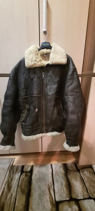Geaca pilele imblanita tip Pilot vintage marime M Craiova • OLX.ro