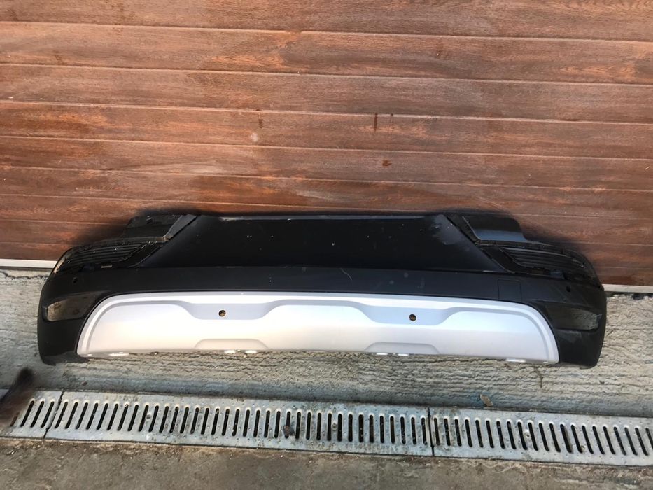 Bara spate renault Captur an 2020/2021 Bucuresti Sectorul 6 • OLX.ro