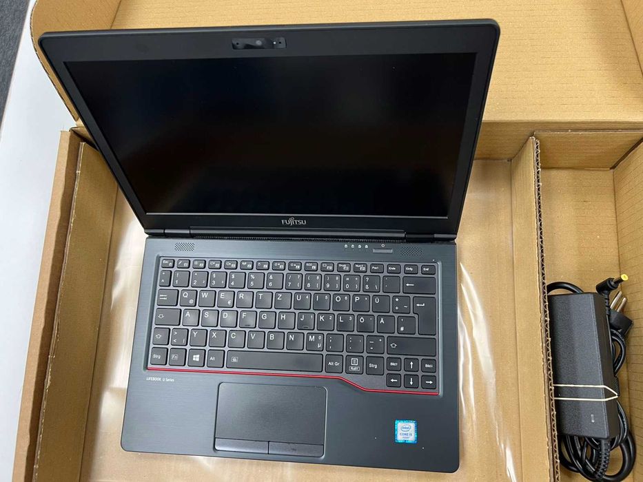 Лаптоп Fujitsu LIFEBOOK U727 отличен гр. София Полигона • OLX.bg