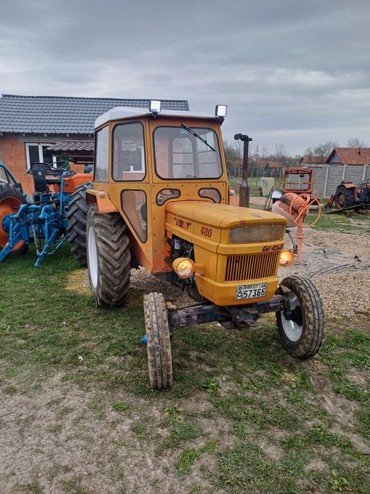 Vând tractor fiat 480 Cheveresu Mare • OLX.ro