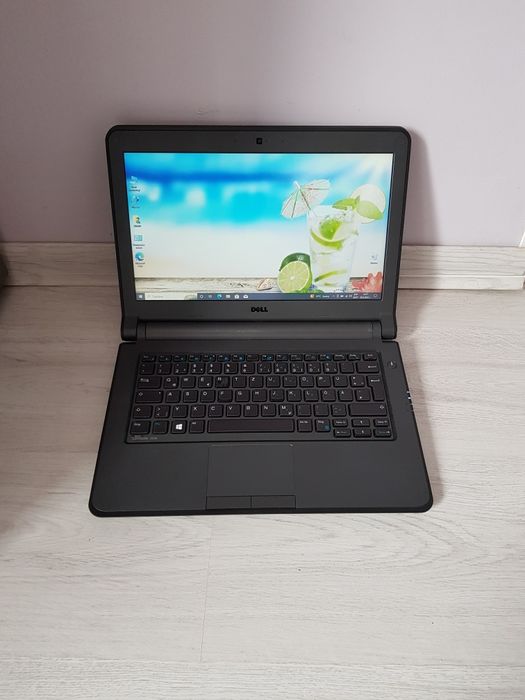Dell Latitude 3350 гр. Габрово Трендафил 1 • OLX.bg