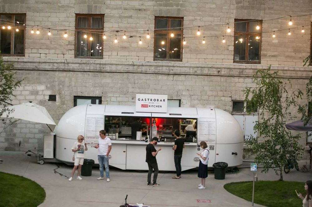 Food Truck - Restaurant pe roți! Iasi • OLX.ro