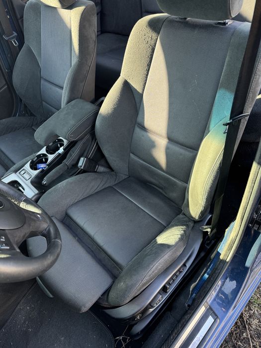 Vand interior e46 sedan recaro Radu Negru • OLX.ro