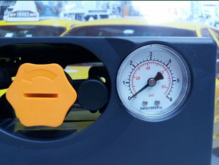 Compresor auto umflat roti original Continental 120w 12V NOU Bucuresti ...