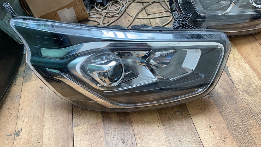 Faruri Far Ford Transit Custom Facelift 2018 , 2019 , 2020 , 2021 ...