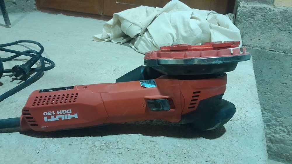 HILTI sotiladi Шлифмашина для бетона Hilti DGH 130 №1 1 / 4 19 999 ₽ Ш: 300 у.е ...