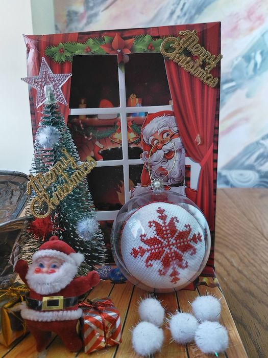 Коледни топки за украса гр. Дупница • OLX.bg