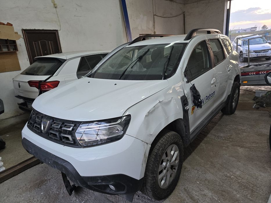 Dacia Duster 4x4 Avariat Constanta • OLX.ro