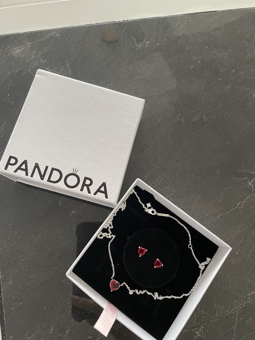 Set lantisor si cercei pandora inima Brasov • OLX.ro