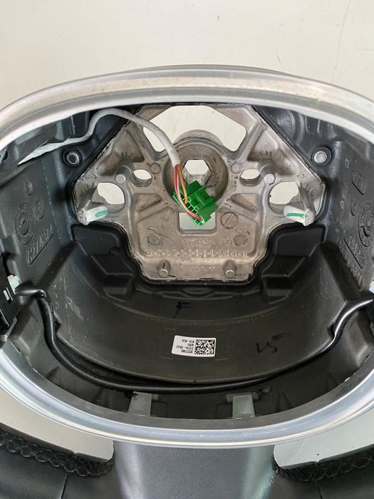 Volan 3 spite VOLVO XC90 XC60 V90CC V60CC MILD HYBRID 2021+ 32227595 ...