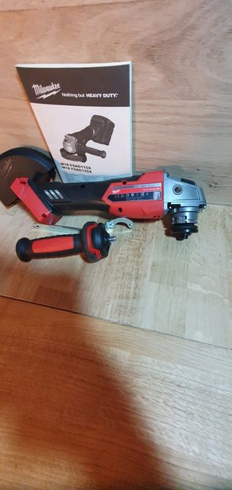 Polizor unghiular Milwaukee Onesti • OLX.ro