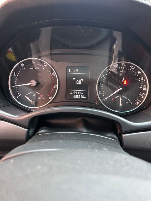 Skoda Octavia 2011 – 1.4 Benzină – Euro 5 – Navigație Vaslui • OLX.ro