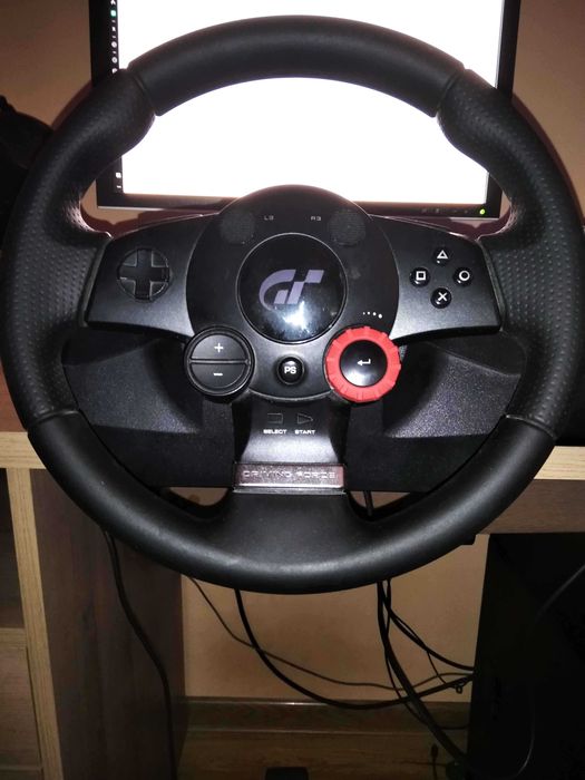 Продавам Logitech Driving Force GT – като нов! гр. Троян • OLX.bg