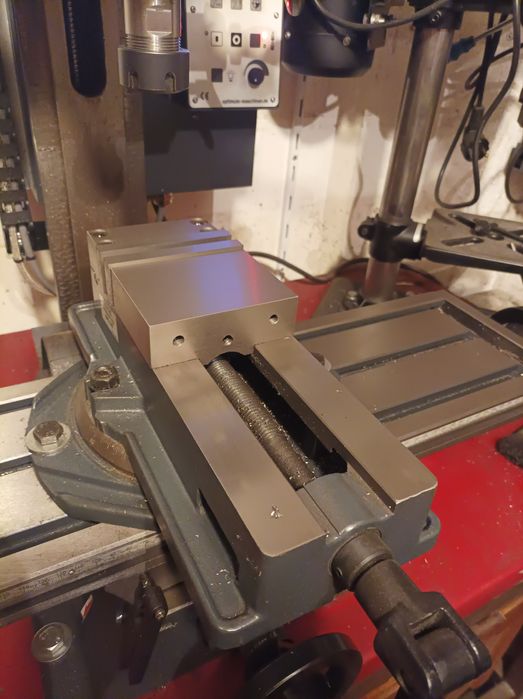 Freza metal Optimum Targu-Mures • OLX.ro