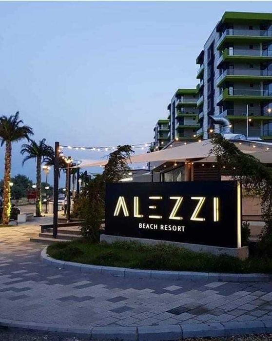 Ap 2 cam vedere la mare Alezzi Beach Resort Mamaia Nord+parcare Mamaia ...