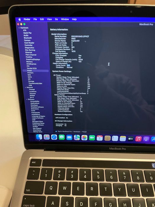 Macbook Pro Mid 2020, Touch Bar, Intel i7 2.3 Ghz, 32 GB RAM, 1 TB SSD ...