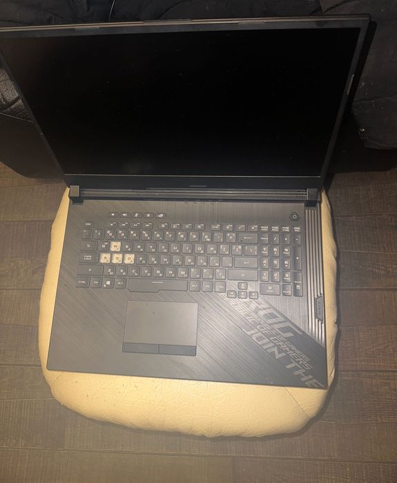 Лаптоп asus rog strix g712 LU гр. София Дружба 1 • OLX.bg