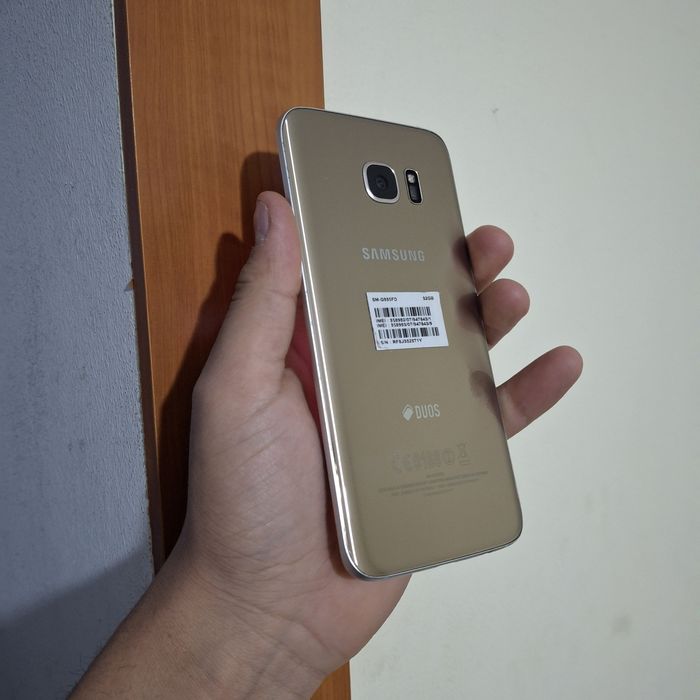 Samsung Gallaxy S7edge sotiladi: 300 000 сум - Мобильные телефоны Ташкент на Olx