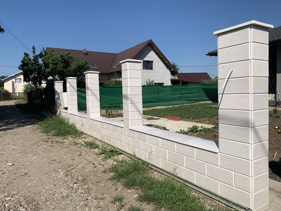 Coame gard capace stalpi caramida aparenta piatra boltari palarii ...