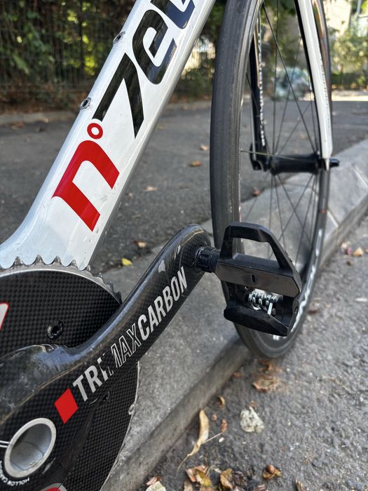 Cursiera full carbon roti 28’’ Ilfov Baneasa • OLX.ro