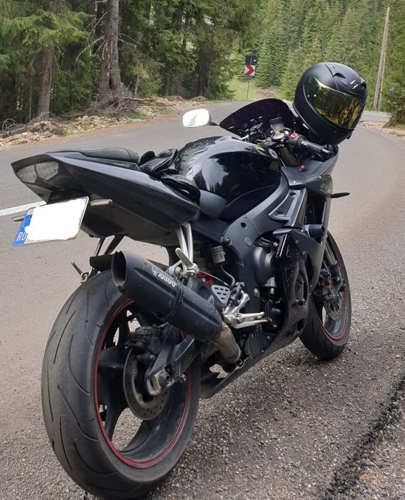 Yamaha yzf R6 RJ09 Oradea • OLX.ro