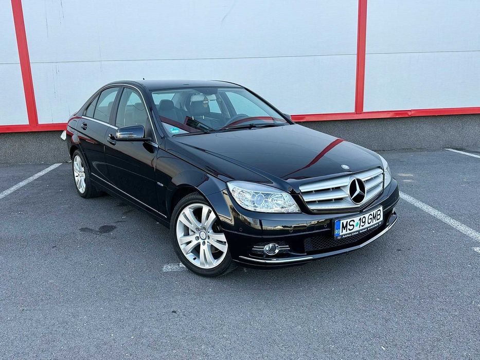 Mercedes C200 CGI Avangard Automat Targu-Mures • OLX.ro