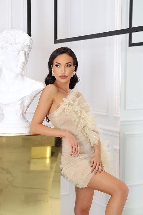 AVIN Рокля Vanilla Sparkling гр. Хасково Център • OLX.bg