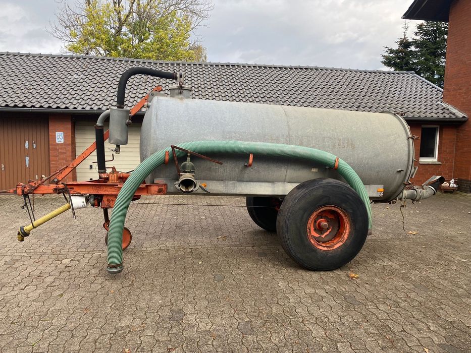 Vitanja vidanja cisterna 5000 l 5 tone Motca • OLX.ro