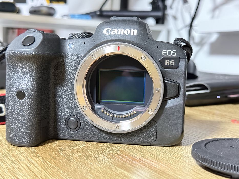 Body Canon EOS R6 - Full Frame - Cutie Completă - Stare Excelentă Iasi ...