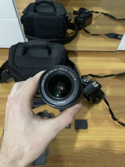 Canon EOS 1300D full kit II Iasi • OLX.ro