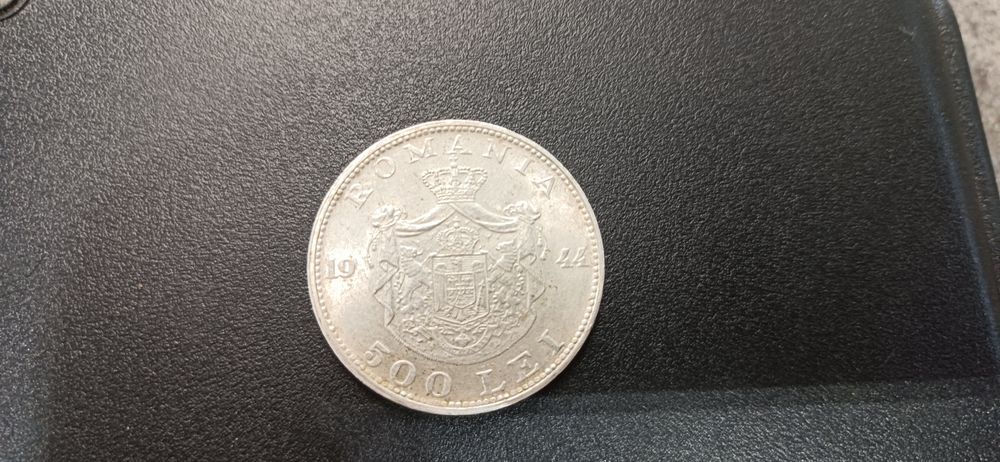 Vînd monezi din argint din anii - 1944 Popesti-Leordeni • OLX.ro