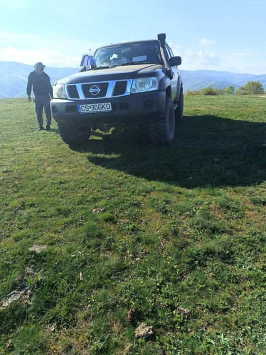 Nissan Patrol Y61 GU4 Orsova • OLX.ro