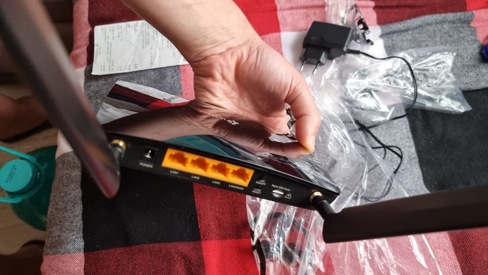 Router WiFi compatibil SIM (wifi cu orice cartela) TP-Link TL-MR150 ...