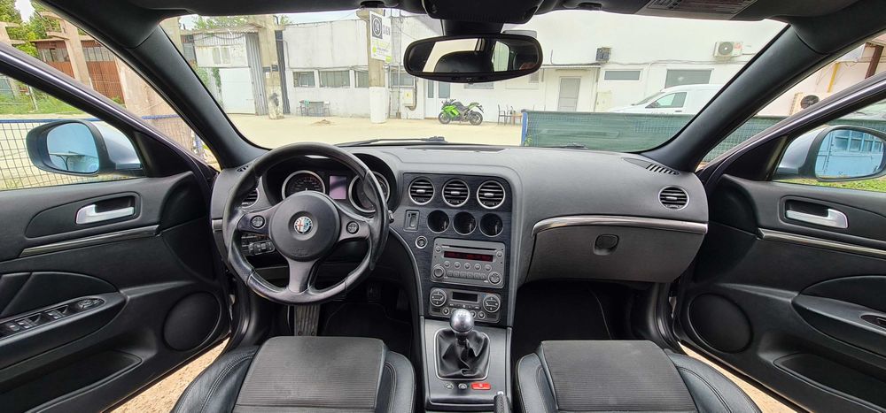 ALFA ROMEO 159 SW - 2.0 JTDM - 170 CP - AN 2011 - Euro 5 Buzau • OLX.ro