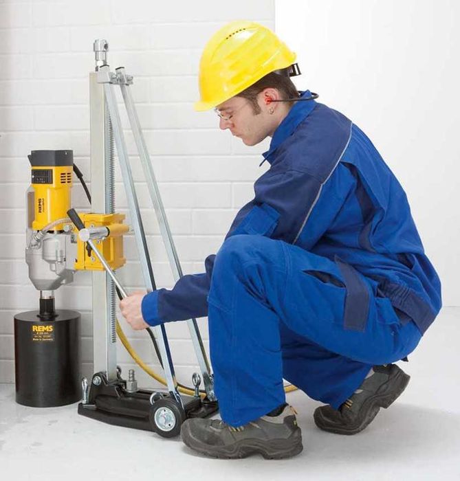 Диамантено пробиване на отвори в бетон гр. Добрич Център • OLX.bg