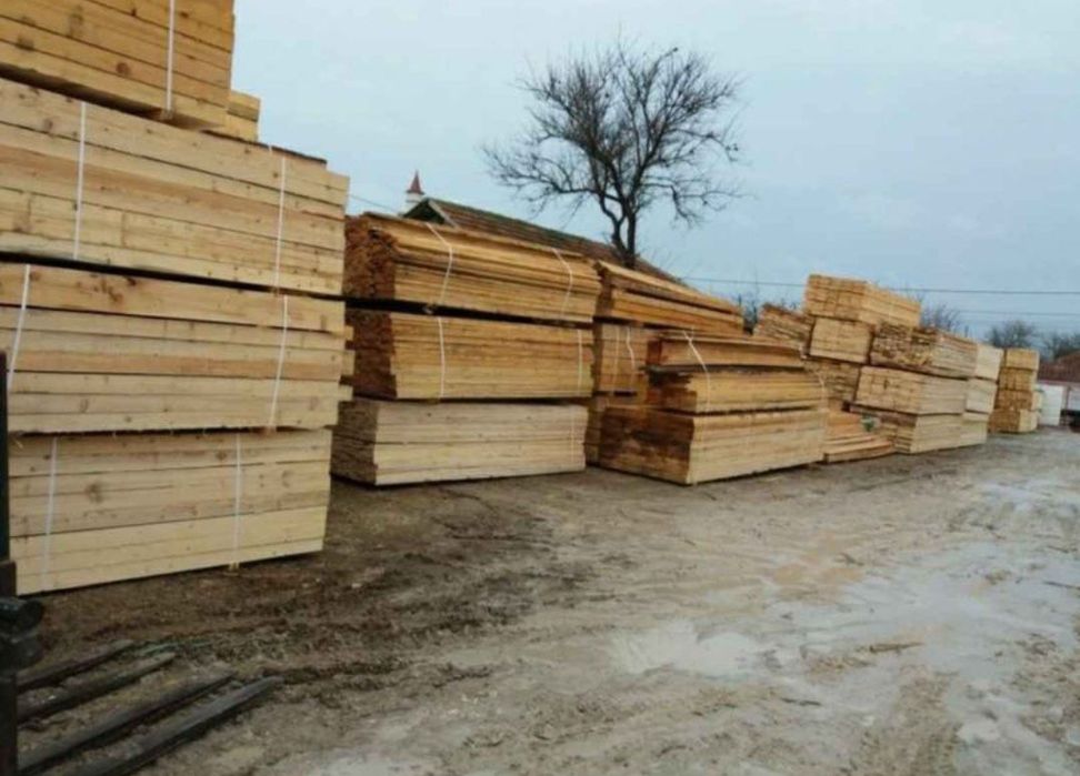 Vând cherestea molid ( scândură, grinzi, dulapi, lateti) Deva • OLX.ro