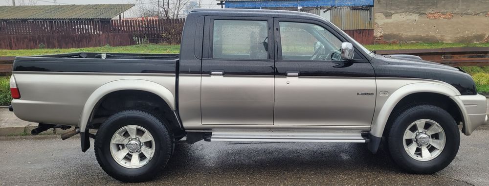 Mitsubishi L200 cu 5 locuri +bena 4x4 Targu-Mures • OLX.ro
