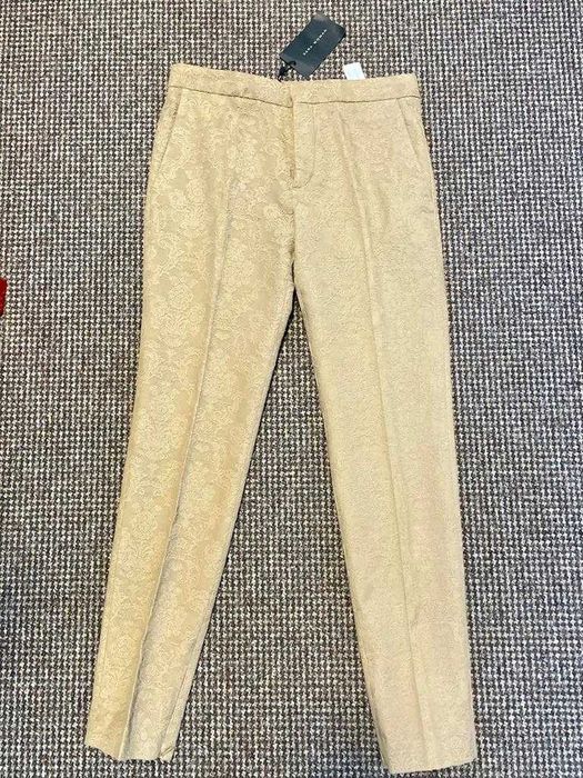 Pantaloni office Zara XS, model deosebit Iasi • OLX.ro