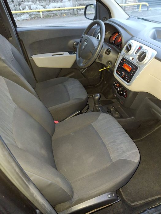 Dacia Lodgy 1.6 MPI 7 locuri Hateg • OLX.ro