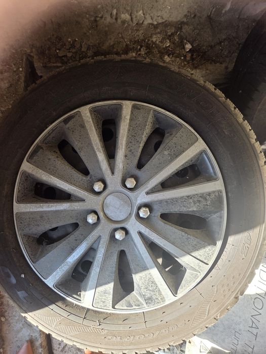 Anvelope cu jenti si capace 205/ 60/ R 16 Constanta • OLX.ro